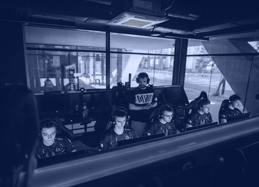 Level up with our Esports Training in Łódź | BaseStack Łódź